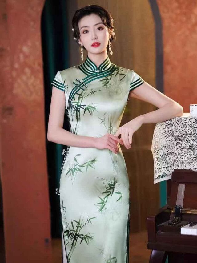 High end 19 mome long China style silk dress qipao - eastqipao.com